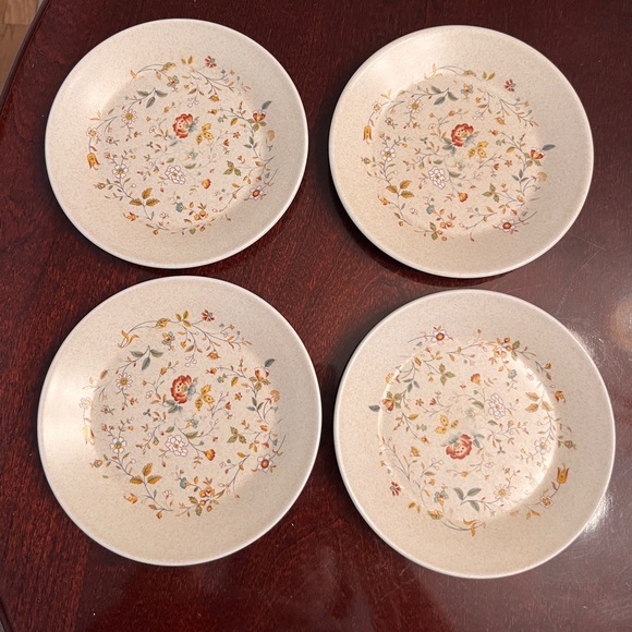 Lenox | Dining | 4 Temperware By Lenox Merriment Collection Plates ...